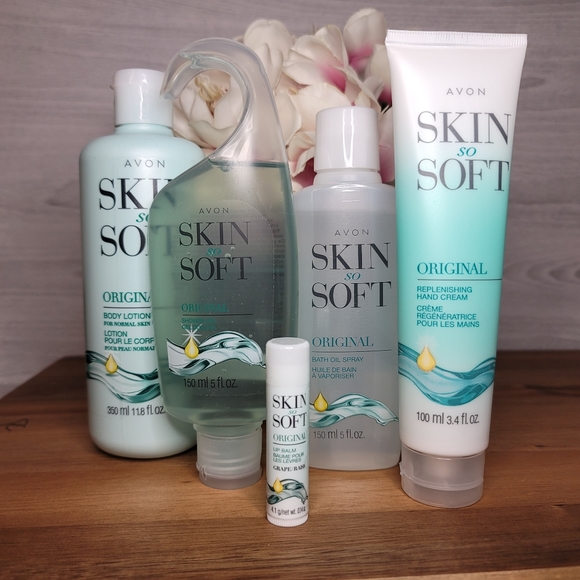 Avon | Bath & Body | Host Pick Avon Skin So Soft Bundle Original Scent ...